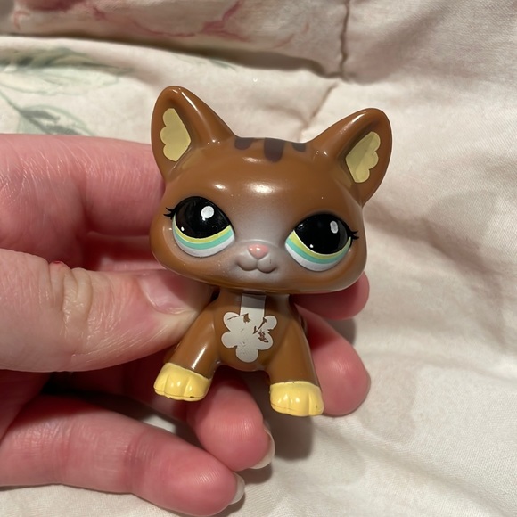 Littlest Pet Shop | Toys | Littlest Pet Shop Walkables Cat | Poshmark